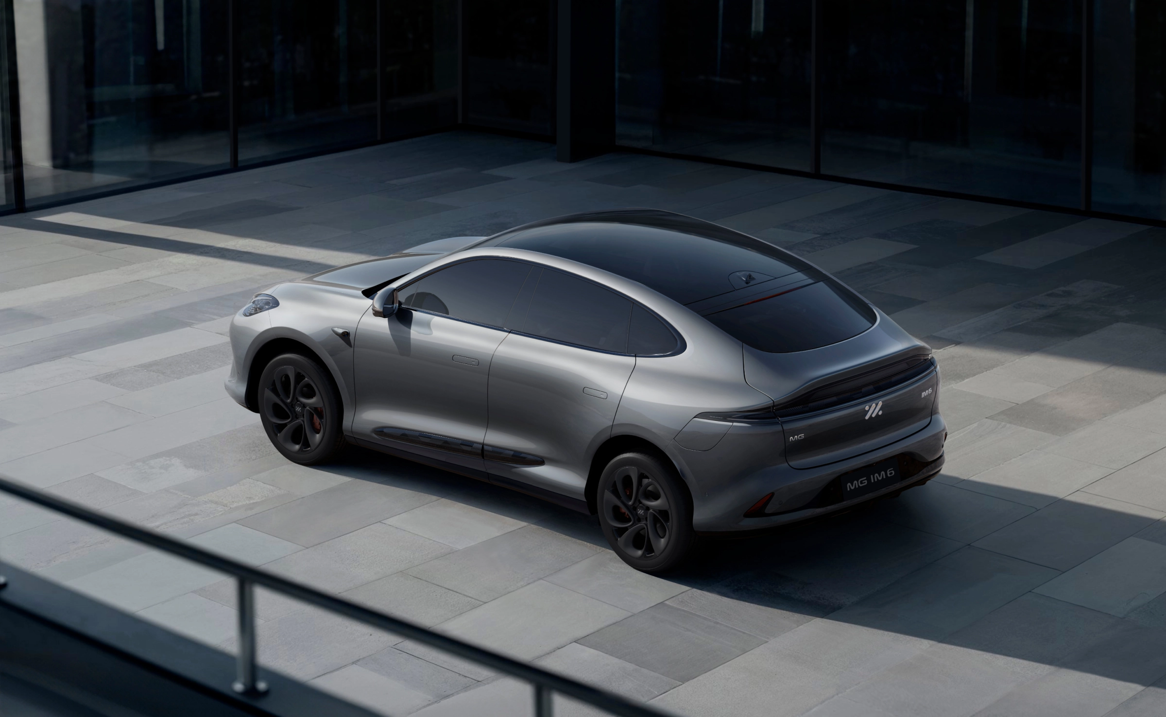 MG IM6 | Powerfully Elegant SUV