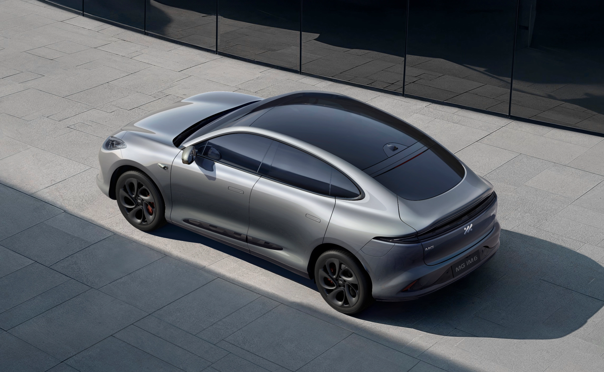 MG IM6 | Powerfully Elegant SUV